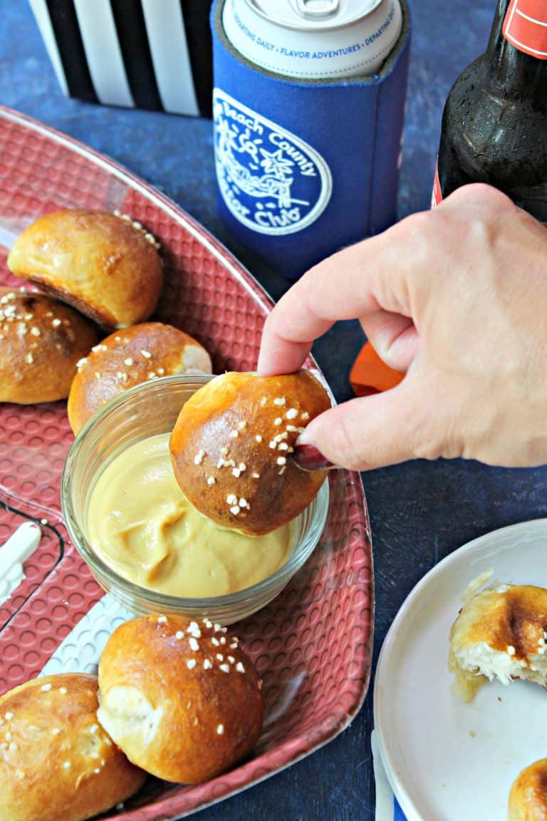 Easy Cheese-Stuffed Pretzel Bites - The Kitchen Prep Blog