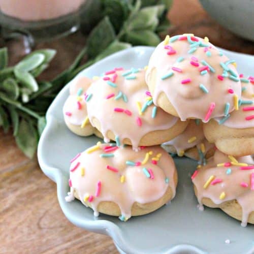 Adorable Easter Cream Puff Chicks - The Kitchen Prep Blog