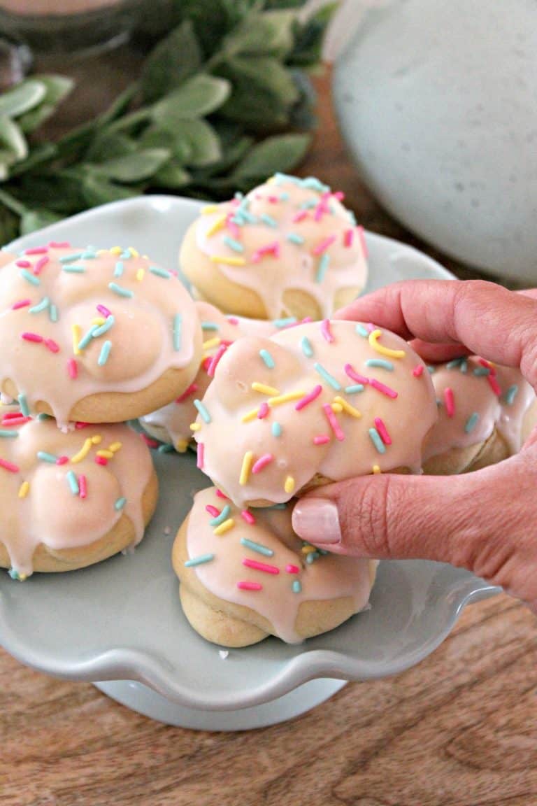 Italian Knot Cookies - The Kitchen Prep Blog