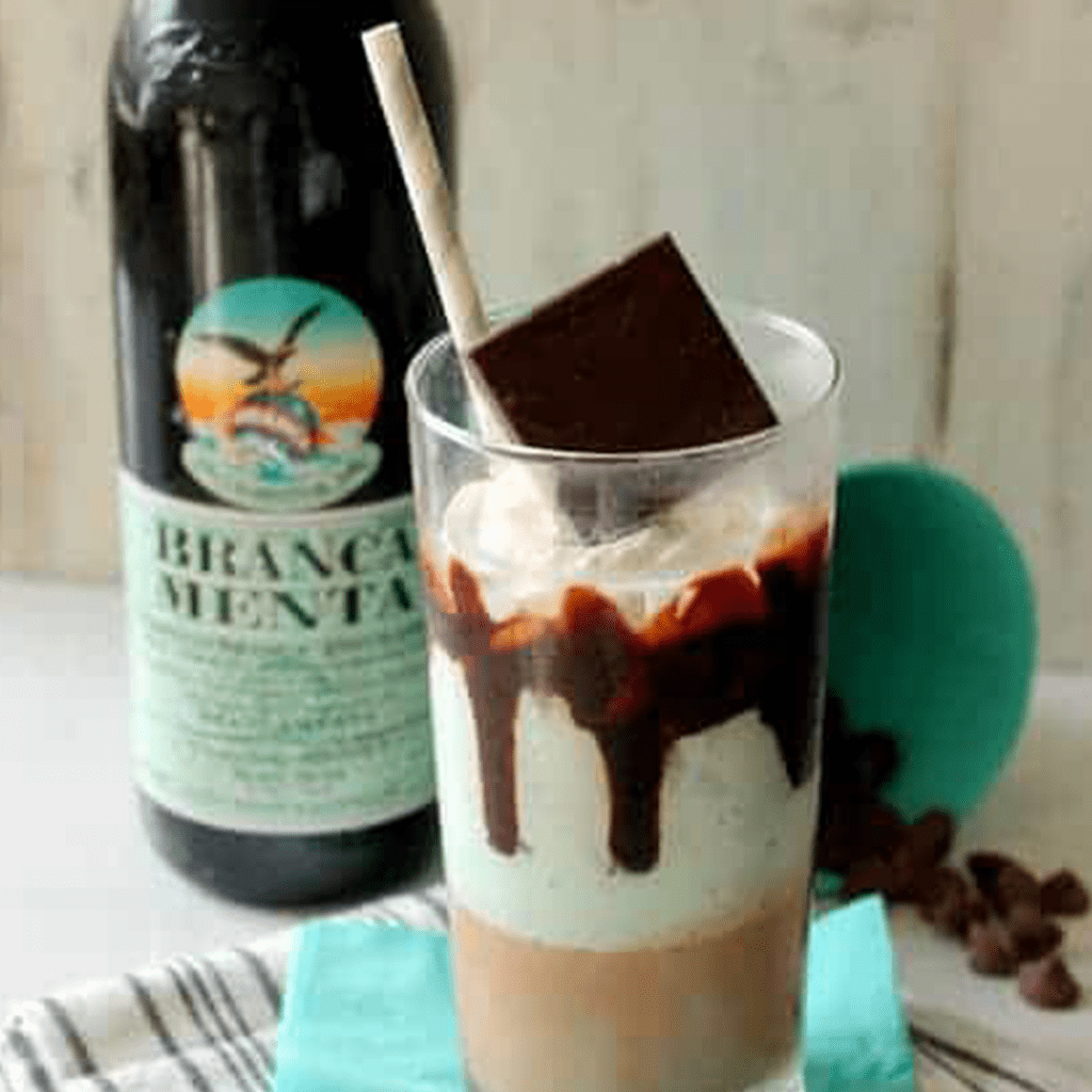Boozy Chocolate Mint Milkshake - The Kitchen Prep Blog